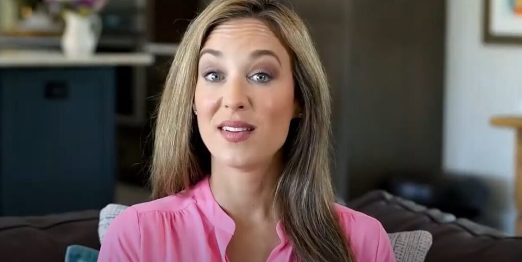 Acting Magazine Who is the lady that does the Senior Life commercial ...
